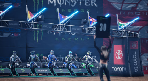Notre vidéo Xbox Series X de Monster Energy Supercross - Gamersyde